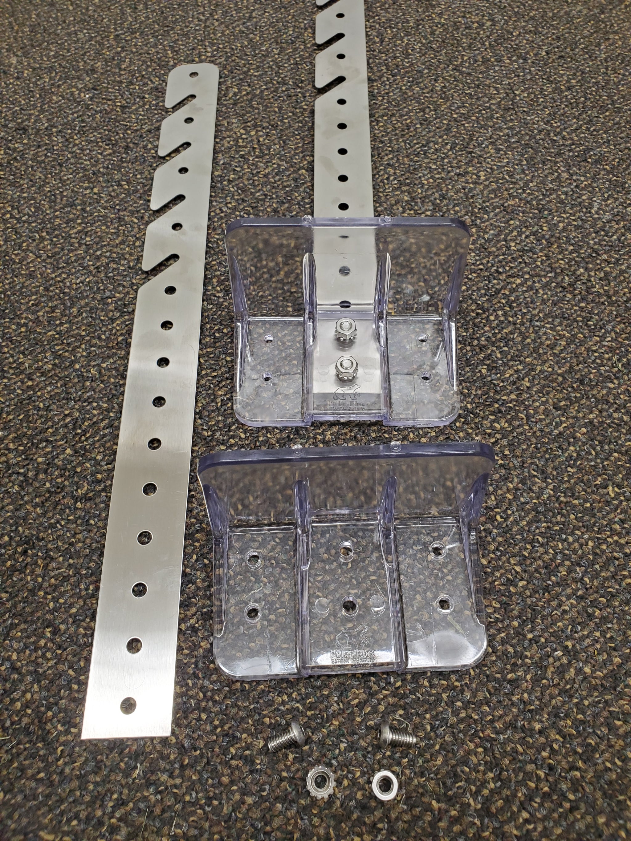 Slate and Shingle Guard – Polar Blox